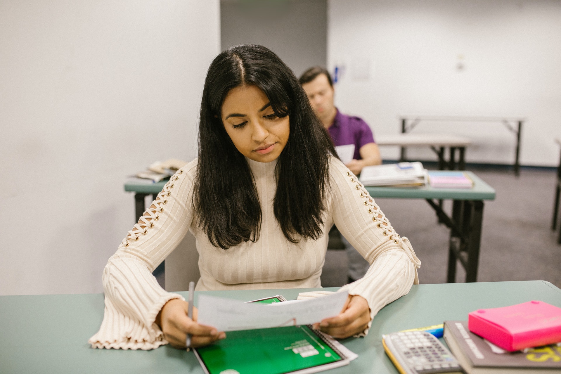 When Giving Students a Bad Example is a Good Idea - Lab To Class